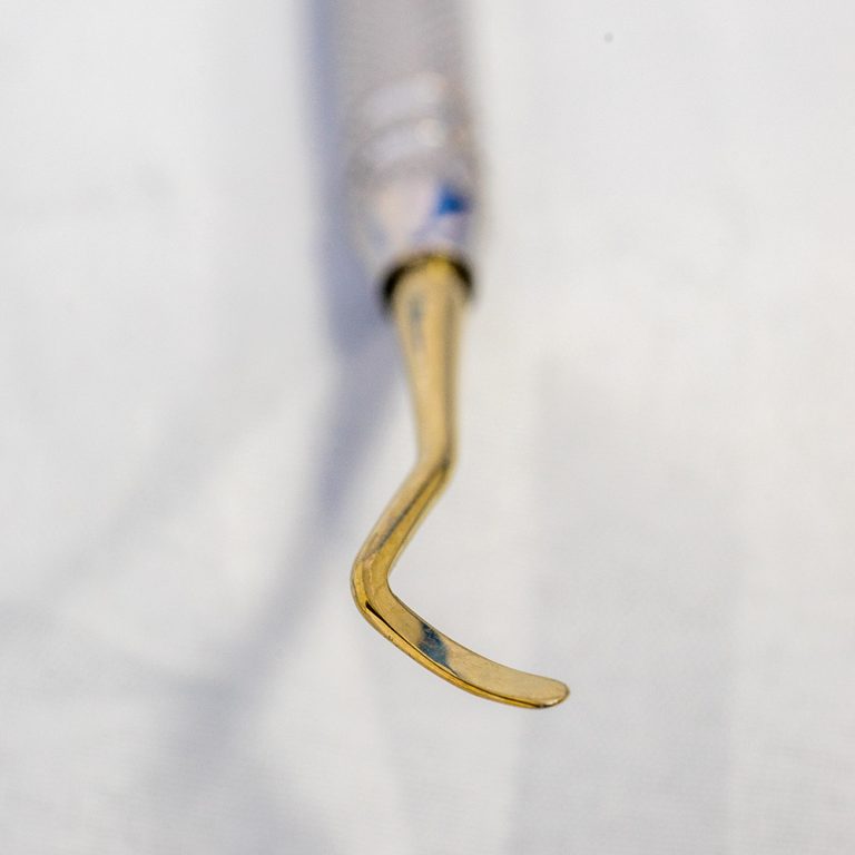 Curved Sculpting Paddle - Optident - Specialist Dental Products And Courses